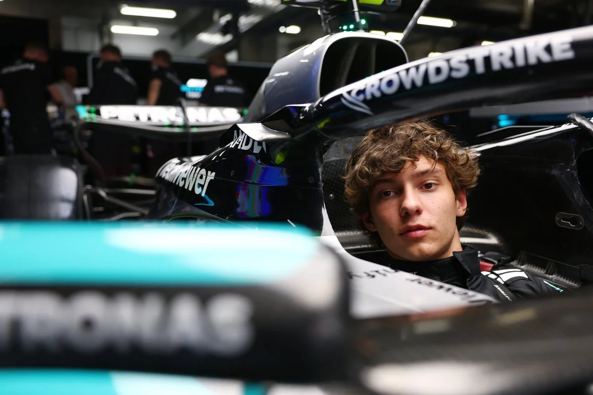 Kimi Antonelli Shines: F1 Rookie Sets Records, Impresses at Japanese GP