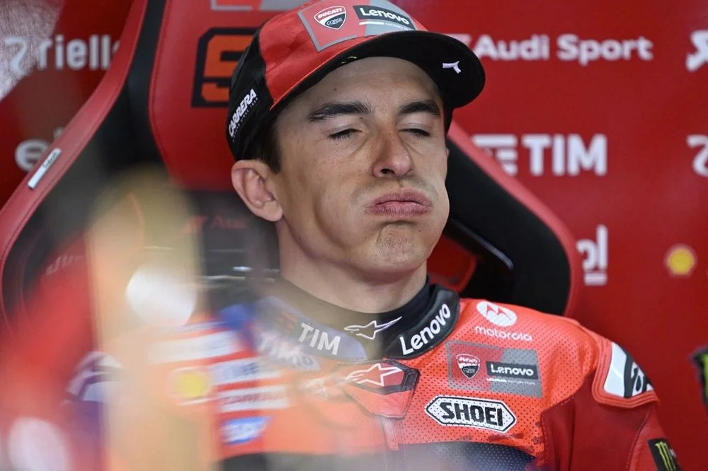 Marc Marquez Mix-Up: Stops at Gresini Pit Box During Spanish MotoGP ...