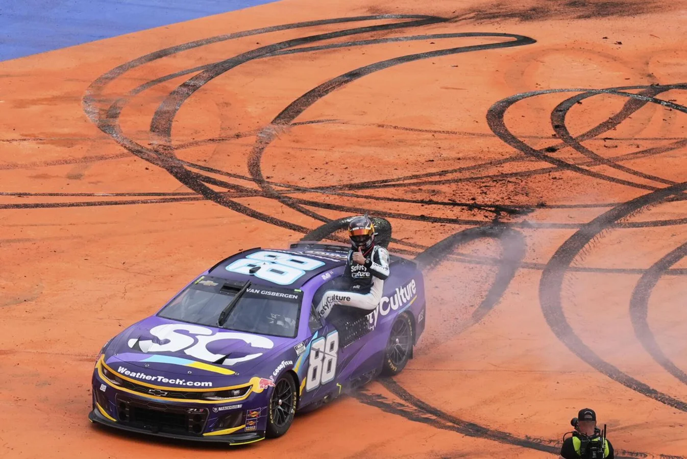 Cole Custer Struggles to Adapt as Next Gen NASCAR Car Tightens ...