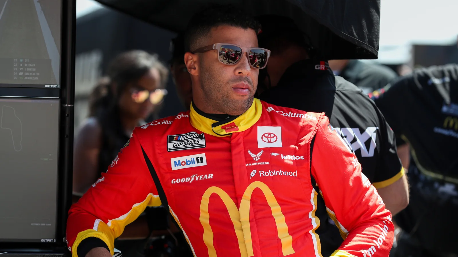 Bubba Wallace’s Loose Tire at Richmond Costs Him Lead in Cook Out 400 ...