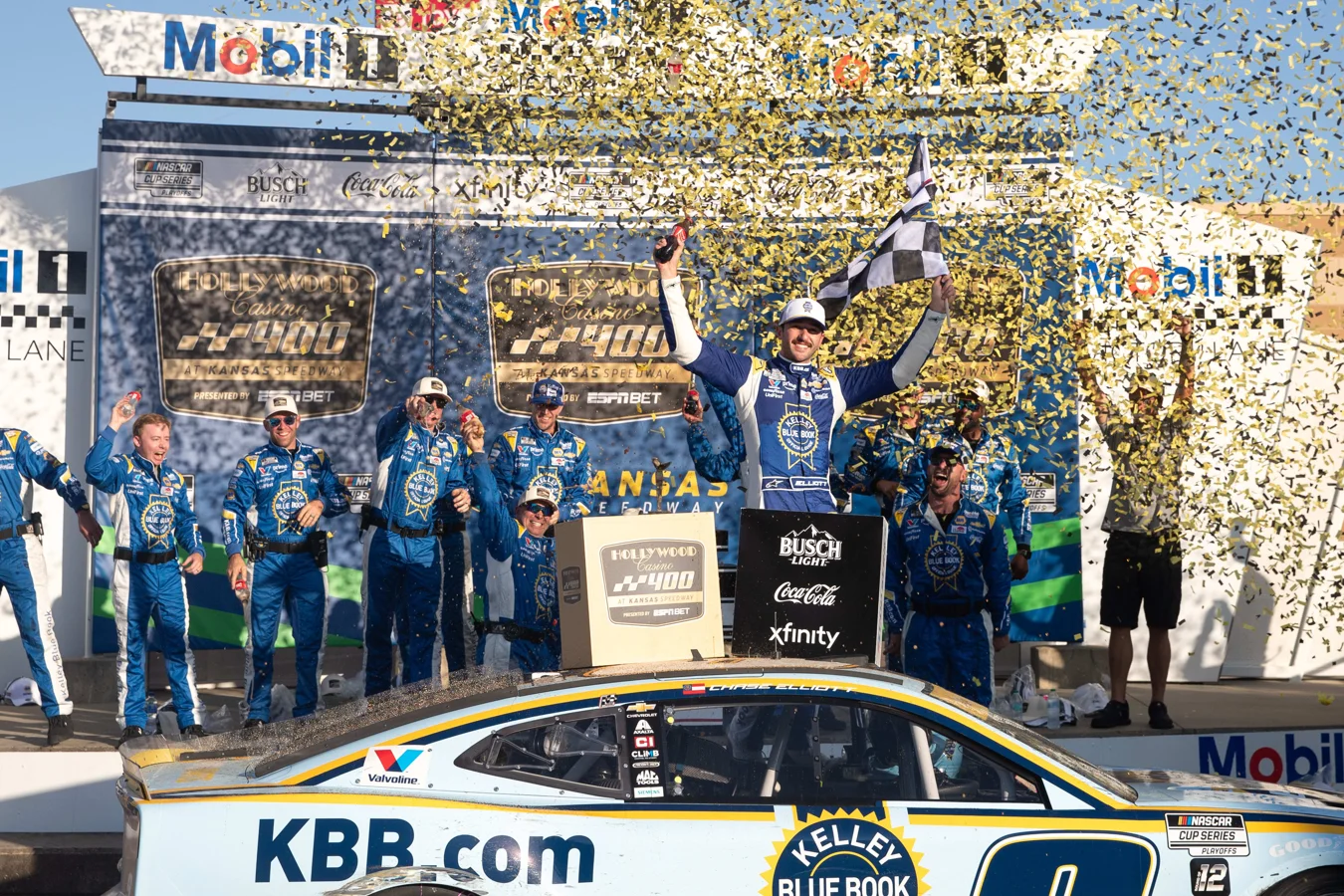 Chase Elliott’s Stunning NASCAR Win Shakes Up Playoffs
