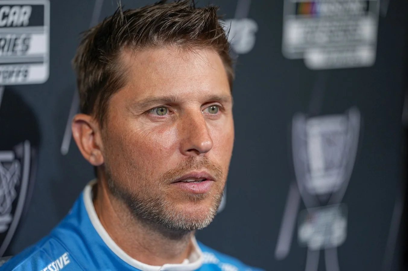Denny Hamlin Eyes Crucial Win at NASCAR Gateway to Boost Playoff Lead