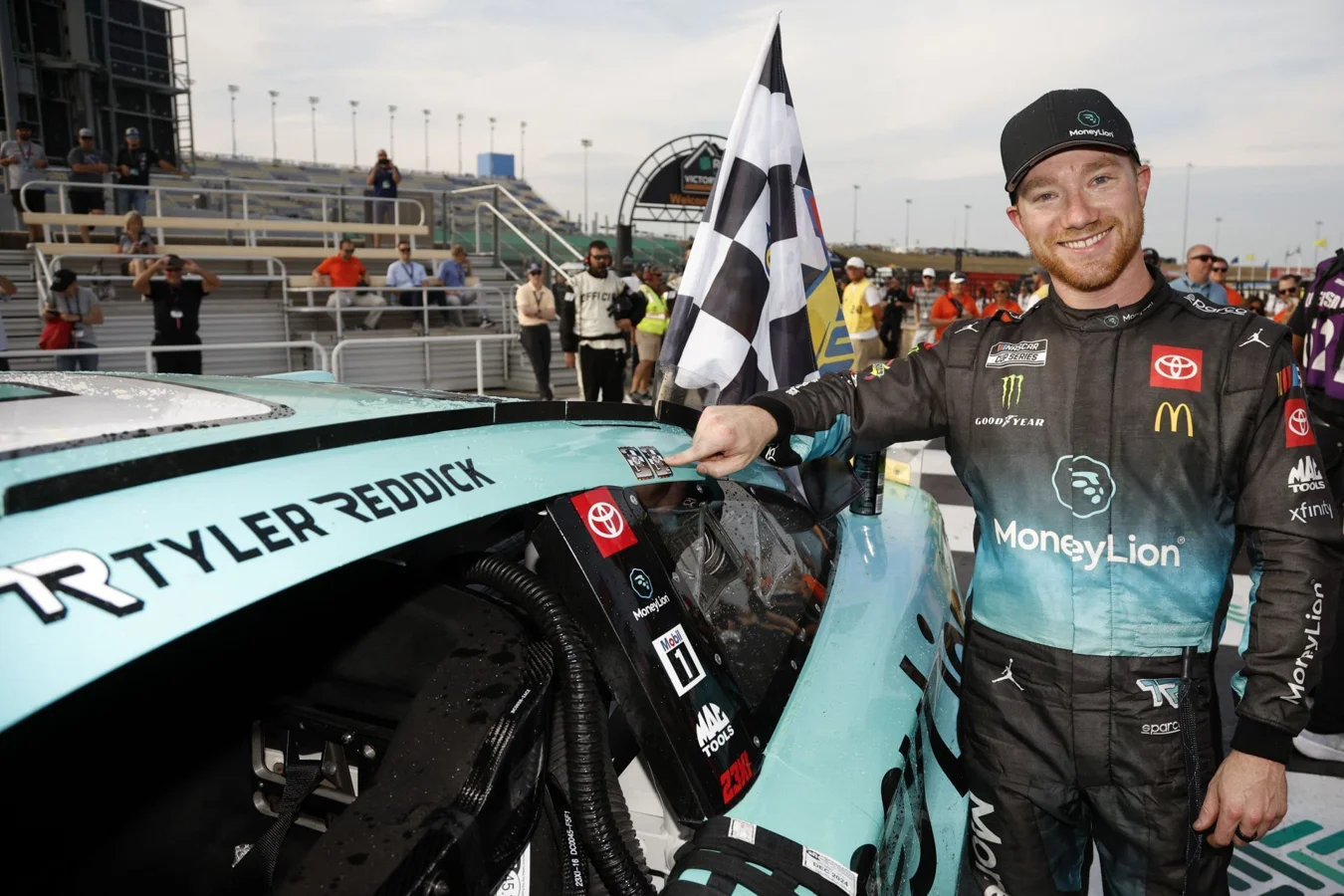 Tyler Reddick’s Newborn Battles Heart Crisis: Prayers Needed