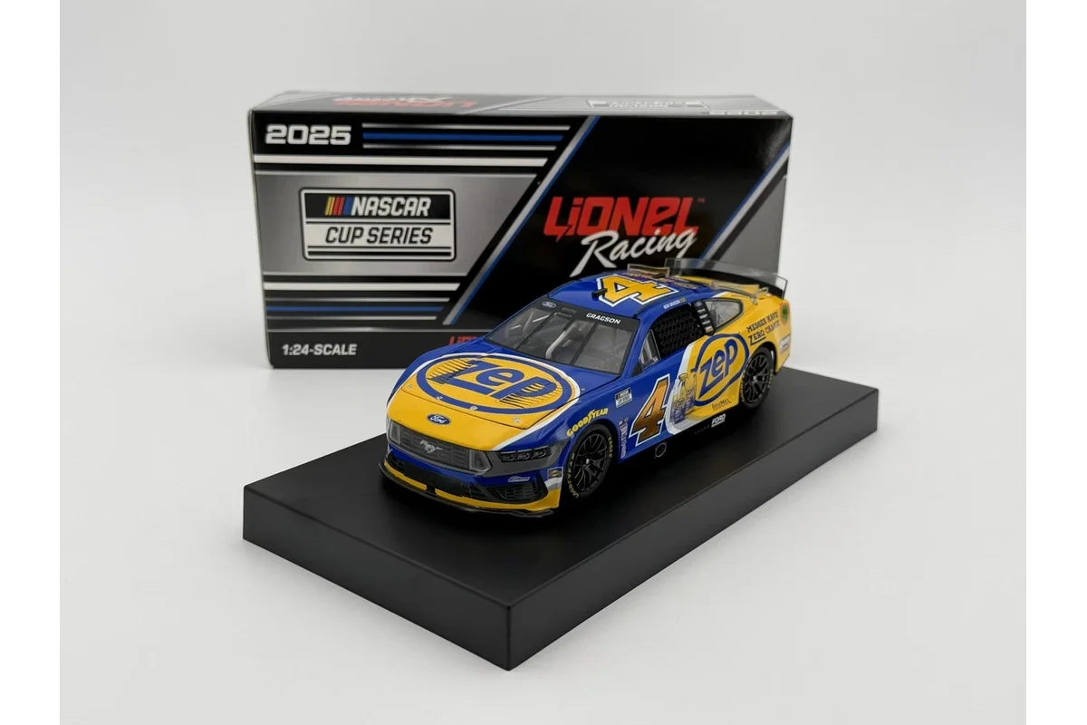 Chase Elliott Racing Legacy: How He Mirrors Father Bill’s Style