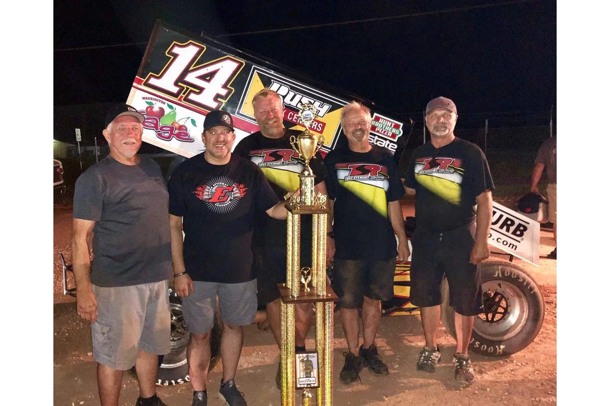 Kyle Larson Honors Bryan Clauson With Two-Day Racing Tribute