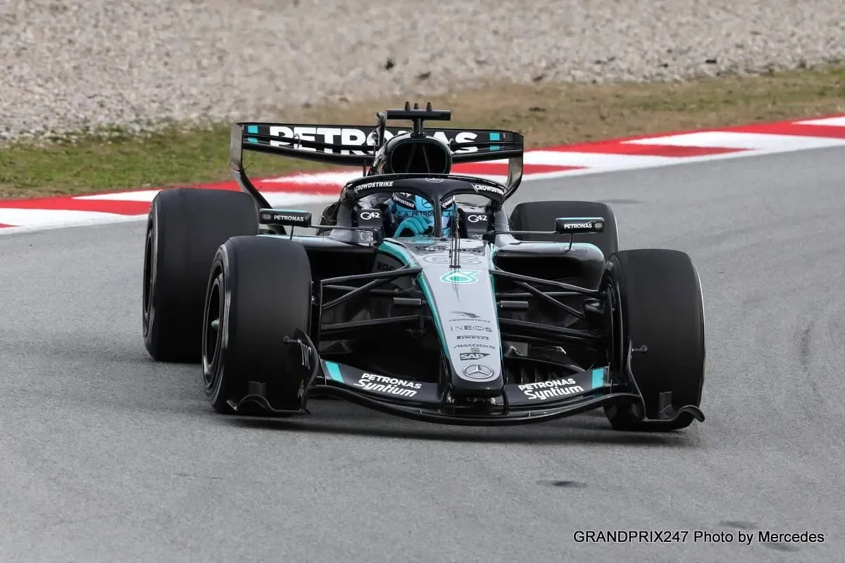 Lewis Hamilton Reveals Passion for Collecting Trading Cards