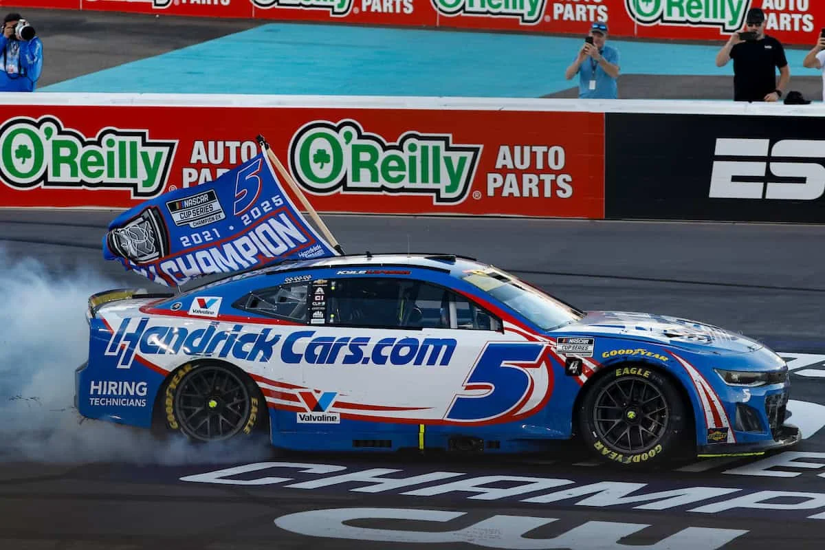 Kyle Larson Eyes Fourth NASCAR Cup Series Championship Win