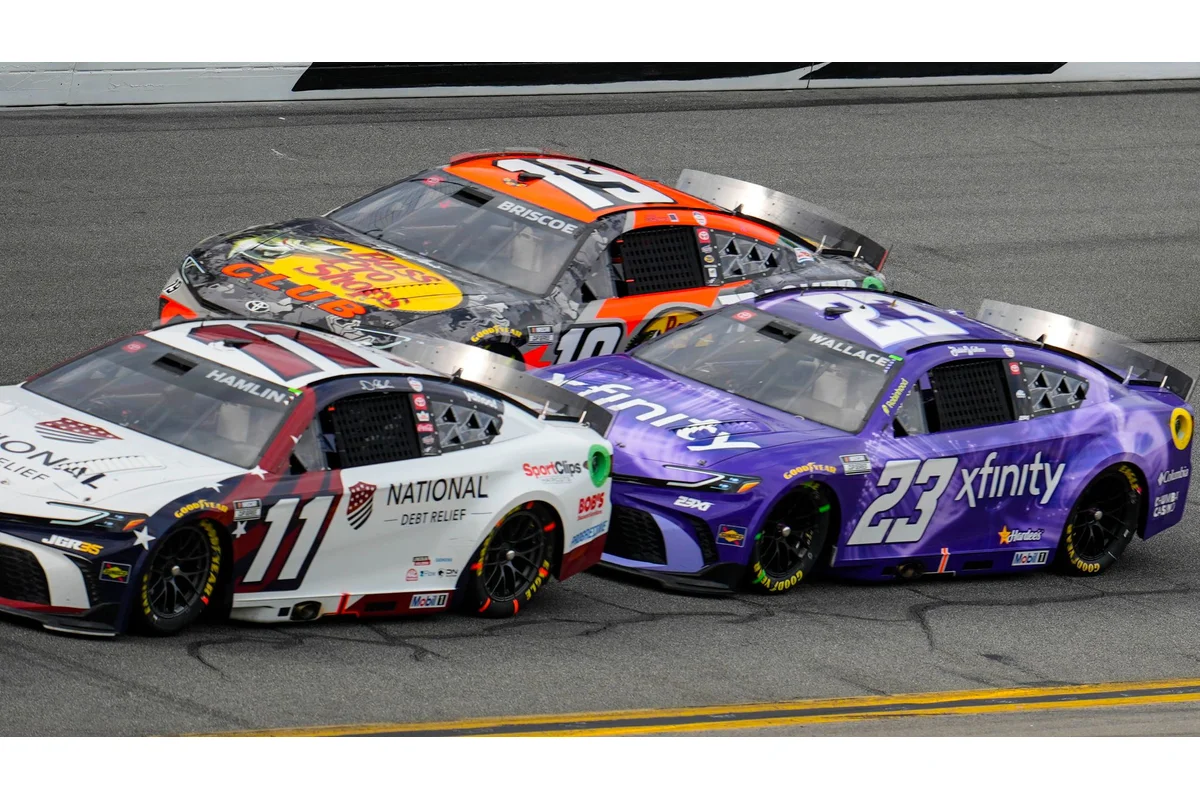 Denny Hamlin’s Subtle NASCAR Jab Sparks Buzz After Daytona Wins
