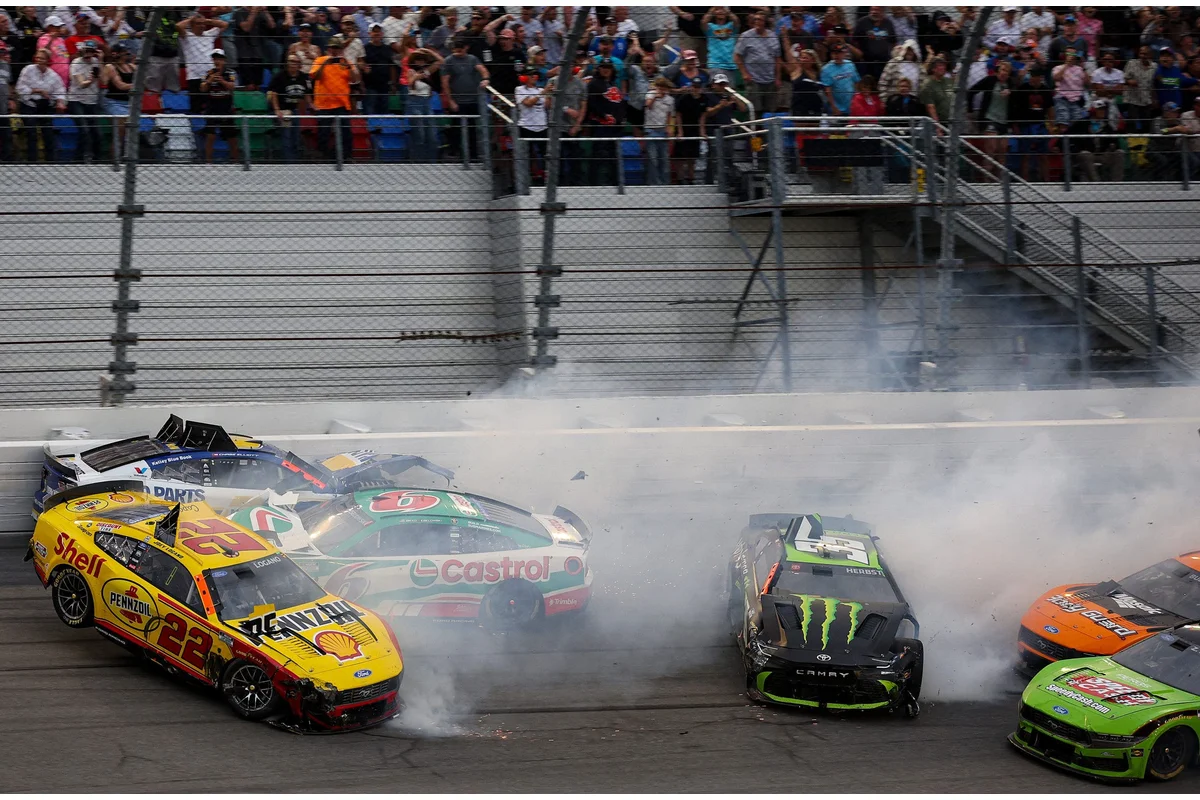 Brad Keselowski Slams Riley Herbst’s "Dumbest" Move at Daytona 500