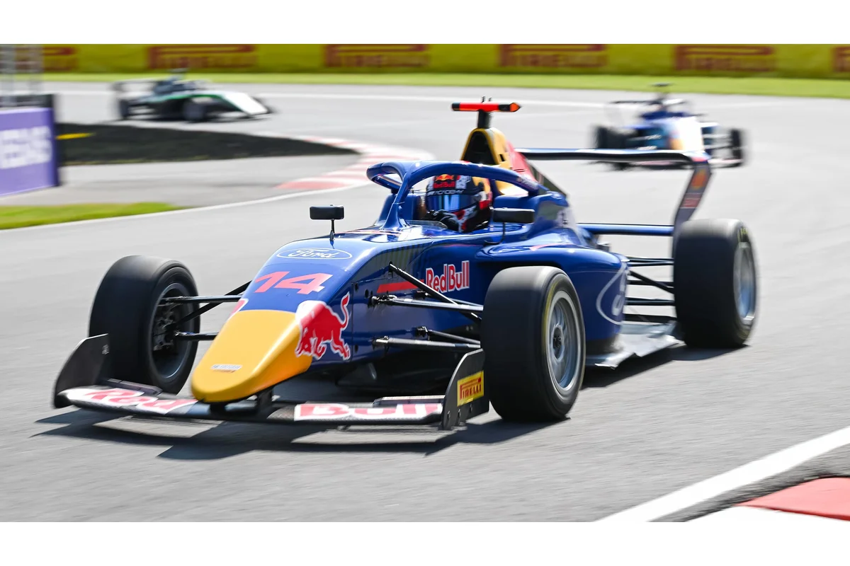 2026 Formula 1 Australian GP Draws Record 484K Fans