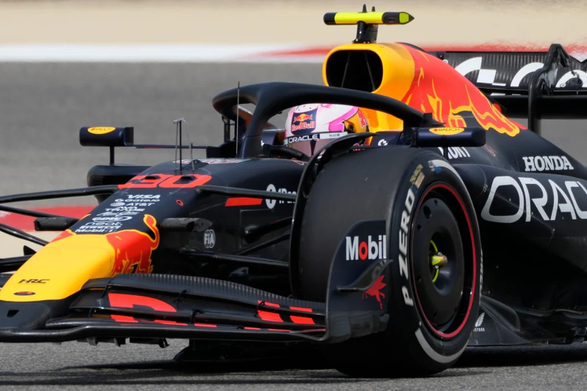 Fans Say This Driver Faces Bigger 2026 F1 Exit Risk Than Lawson